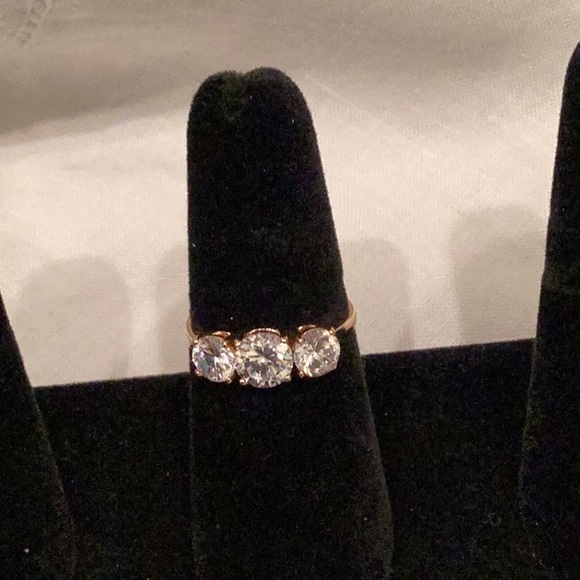 Jewelry | They Look Real Sparkly Three Stone Cubic Zirconia Ring In ...